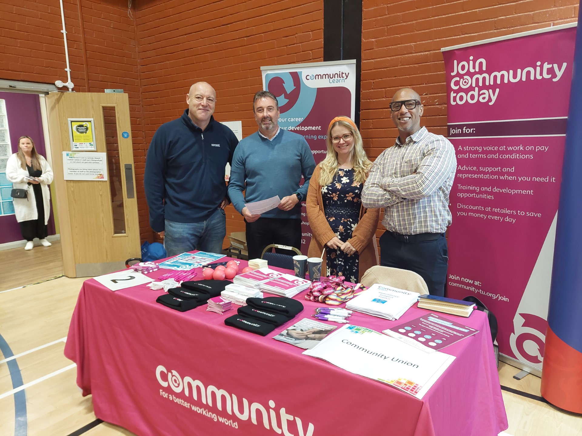 Union offers support to Rhondda UKWDG workers facing redundancy ...